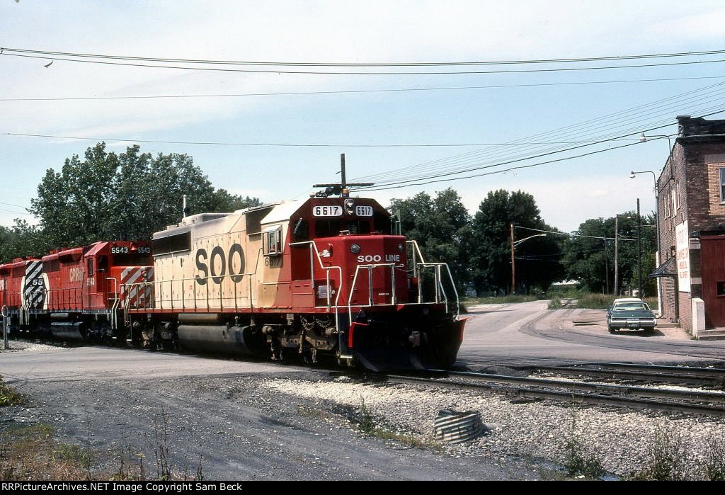 SOO 6617 and CP 5543 on #502